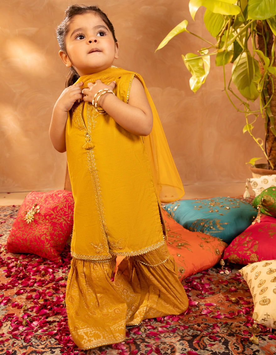 CHROME COTTON SILK 3PC STITCHED | JGK-S-JIF-25-1701 FB – J. Junaid ...