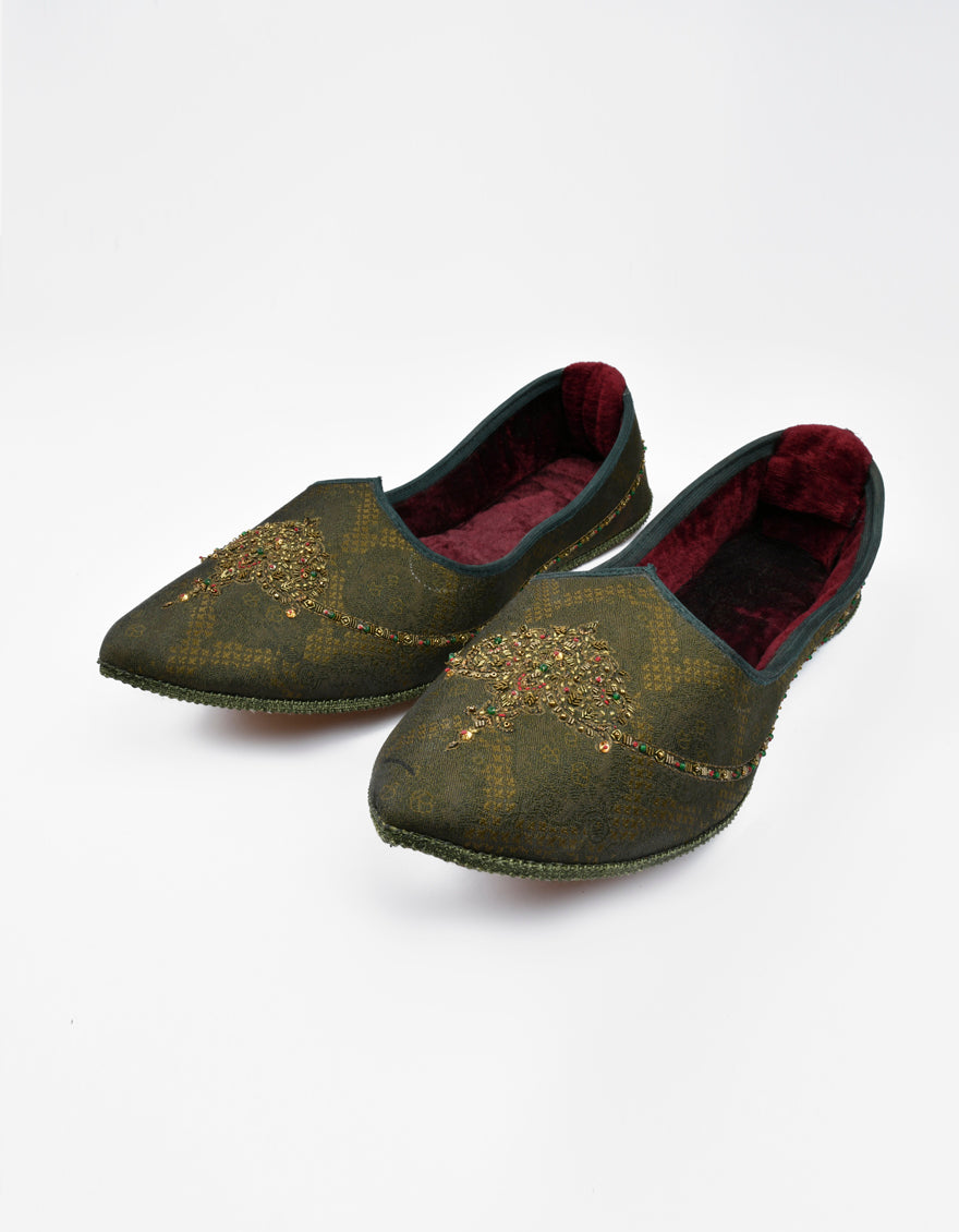 JJKH-US-549/S23/JJ8853-FL – J. Junaid Jamshed US